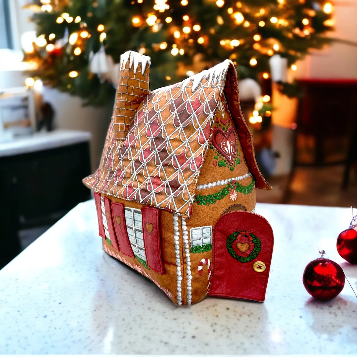 Amber Makes Gingerbread House Fabric Panel & Instructions – My Sewing Box