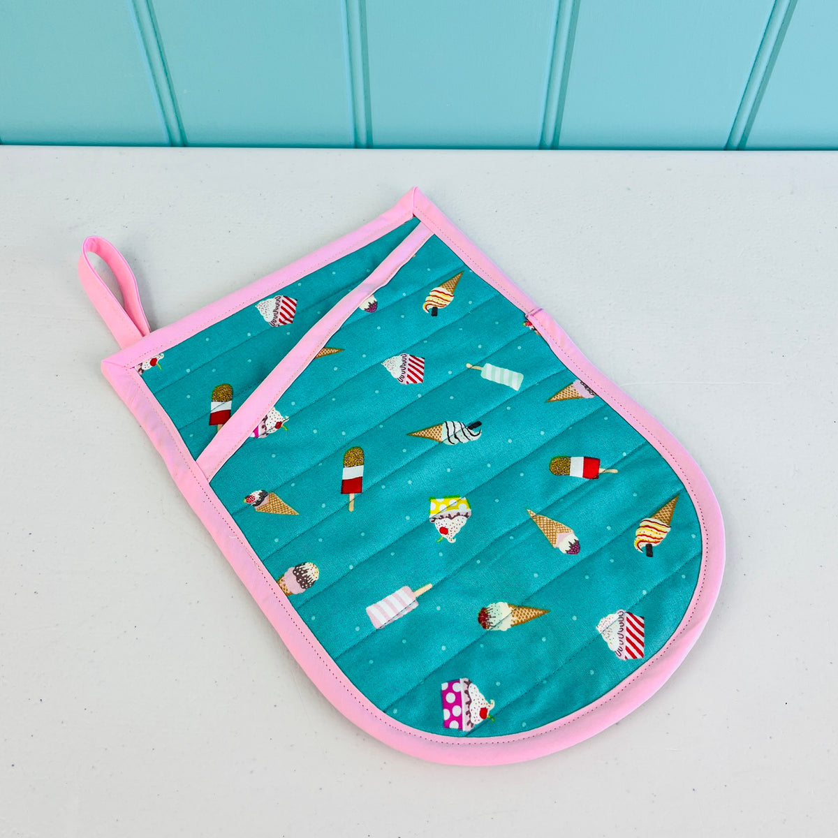 Quilted Oven Mitt Project Box | Sewing Kits – My Sewing Box