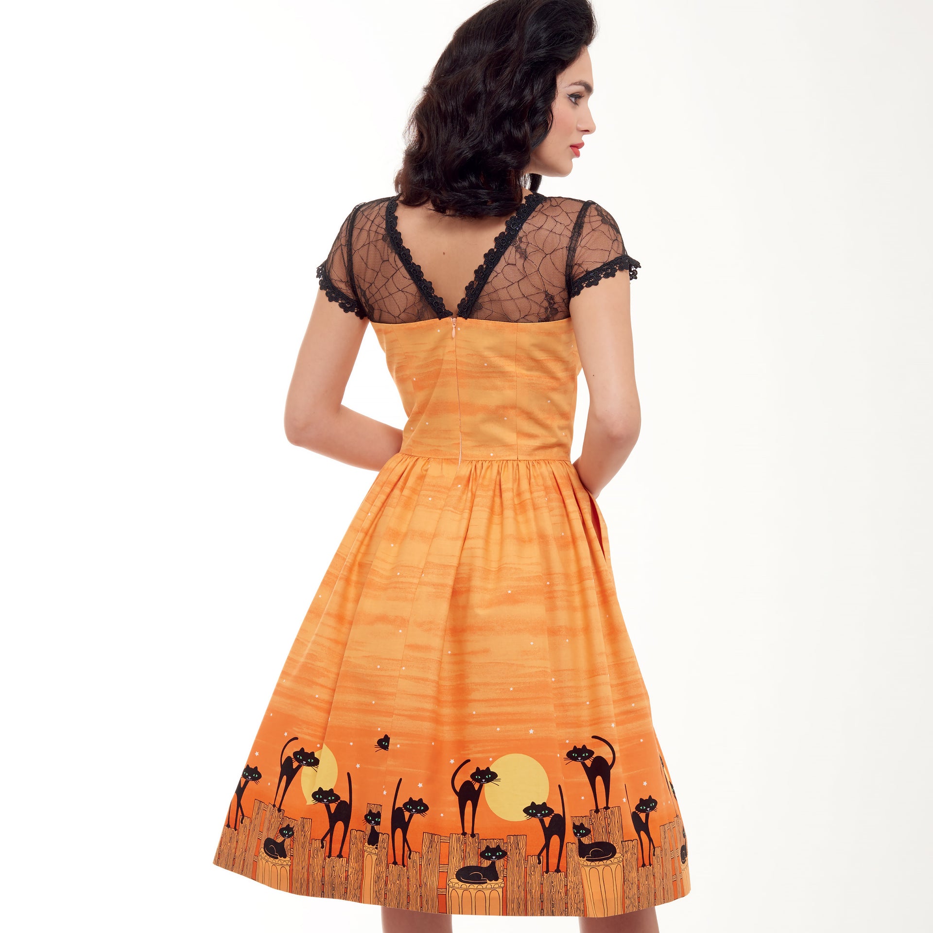 Simplicity Sewing Pattern S8979 - Misses' Classic Halloween Costume ...