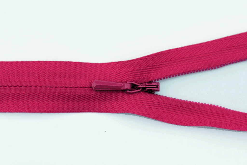 23cm/9 inch Concealed Zip - Dark Cerise Pink | YKK Zips – My Sewing Box